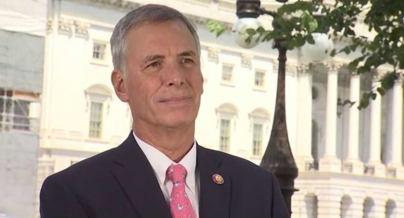 Congresista Tom Rice pide la renuncia de Biden tras atentados de Kabul